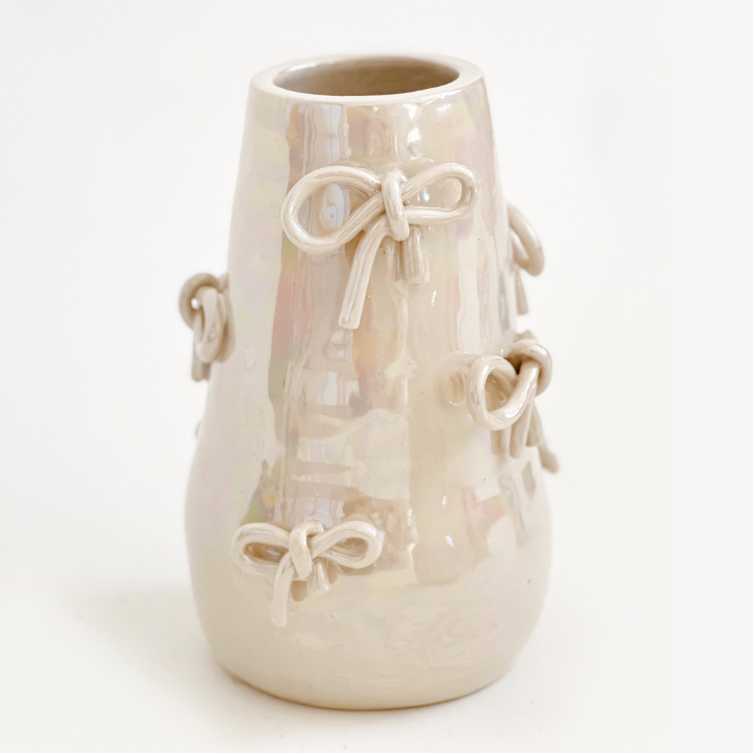 Vases and Planters – O-M Ceramic
