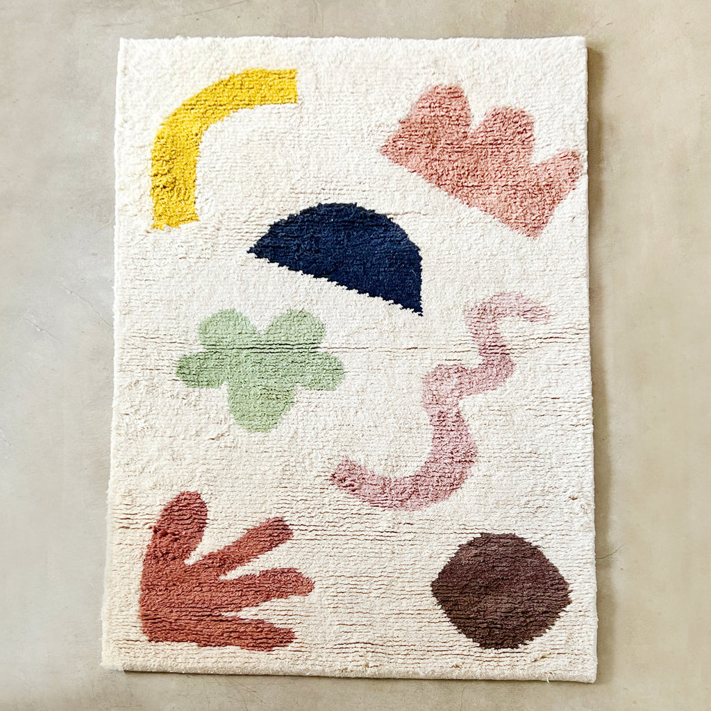 Wander in the Park Wool Rug – O-M Ceramic