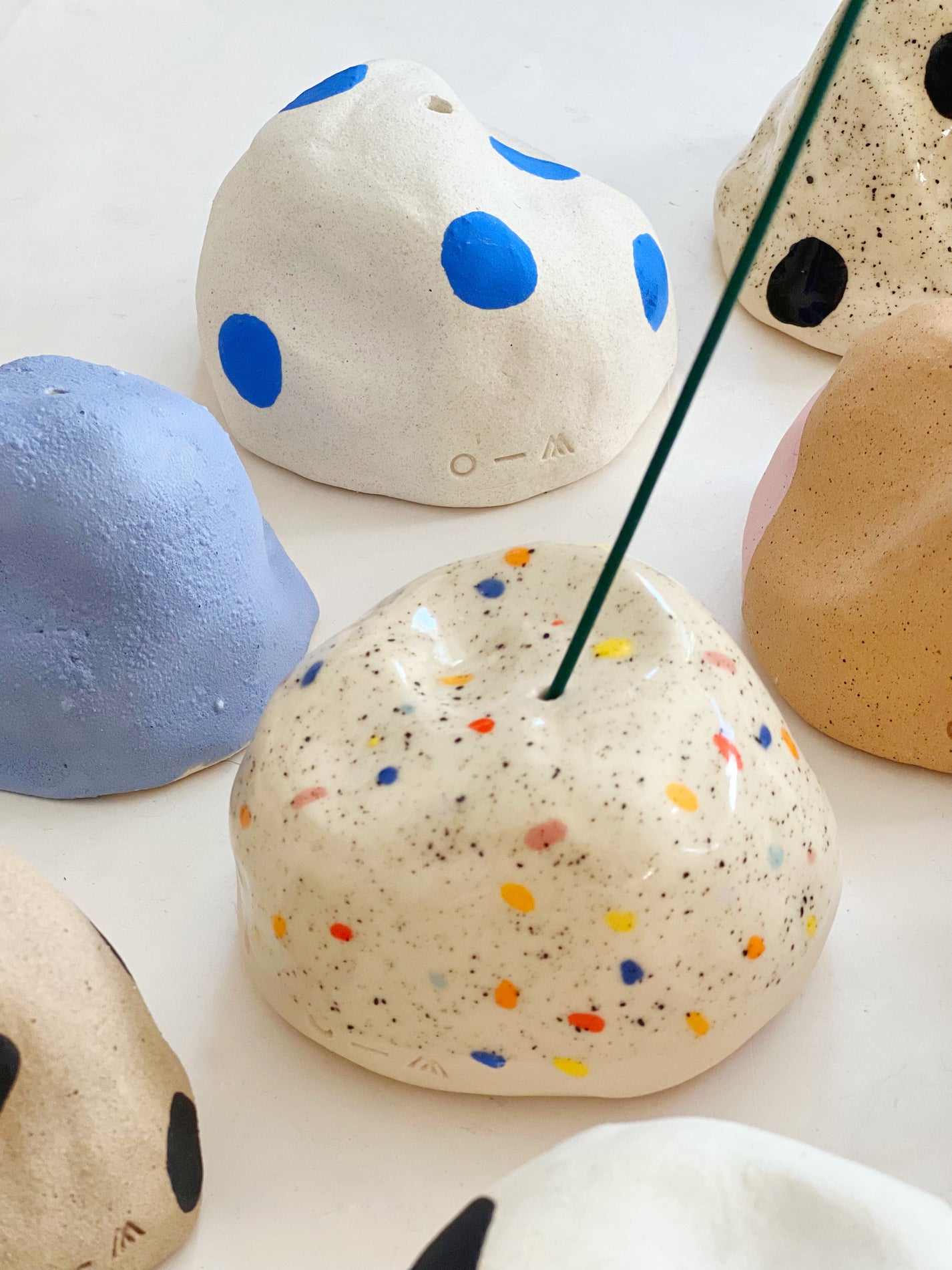 Rocks Incense Holder / Decor – O-M Ceramic